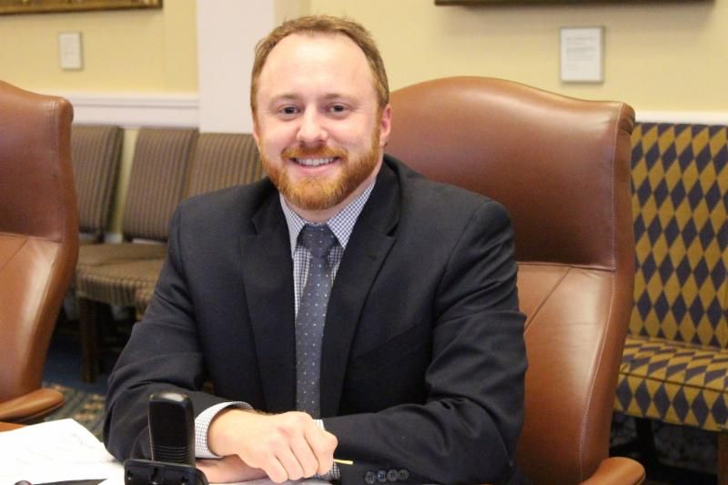 Why do some Bates students choose to stay in the Lewiston/Auburn area ...