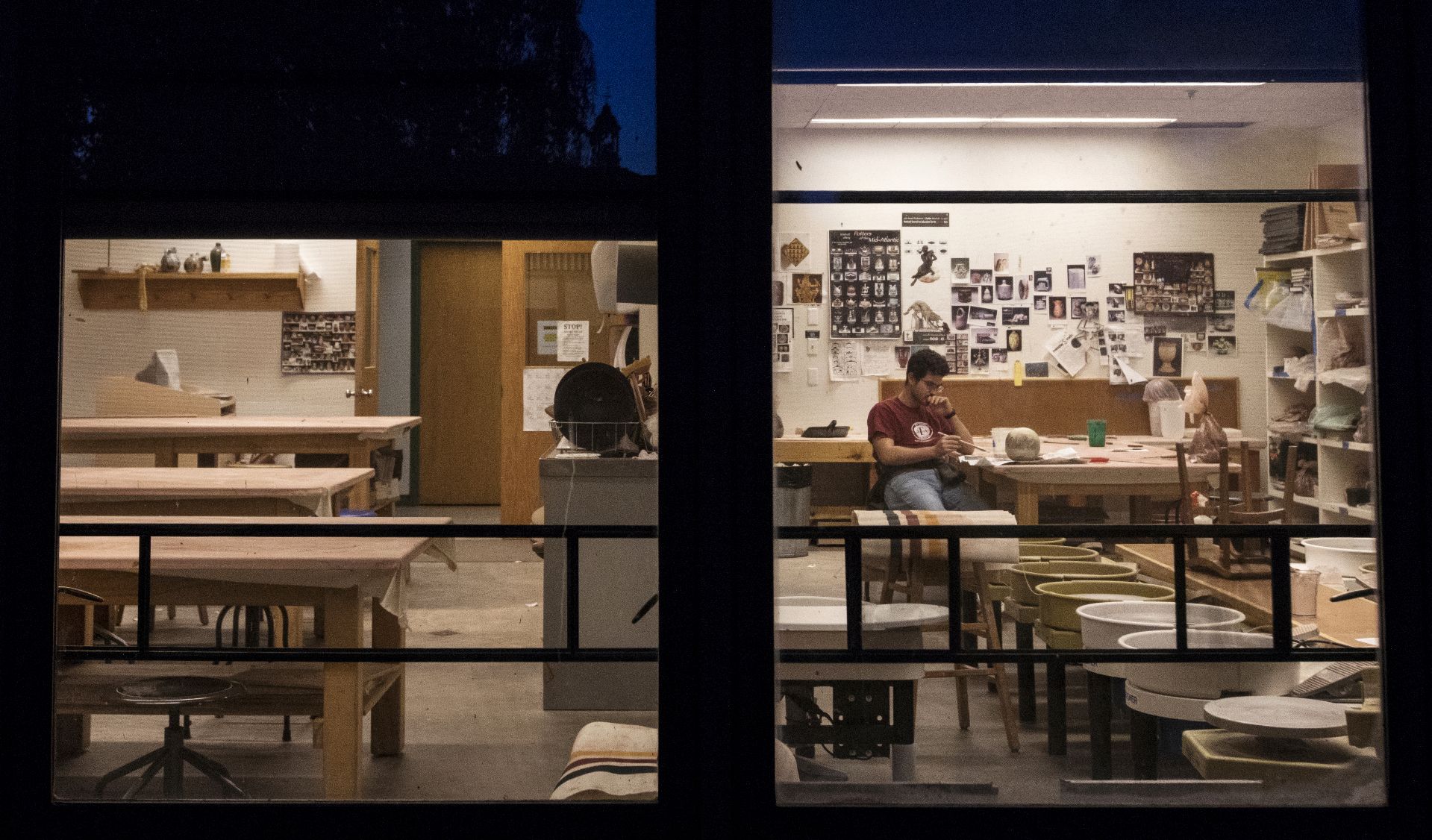 Bates at Night: visiting with student artists in Olin Arts Center ...