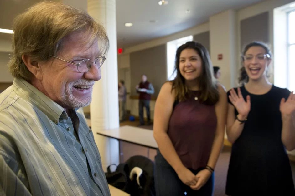 Robert Farnsworth: ‘faith in poetry and people’ | News | Bates College