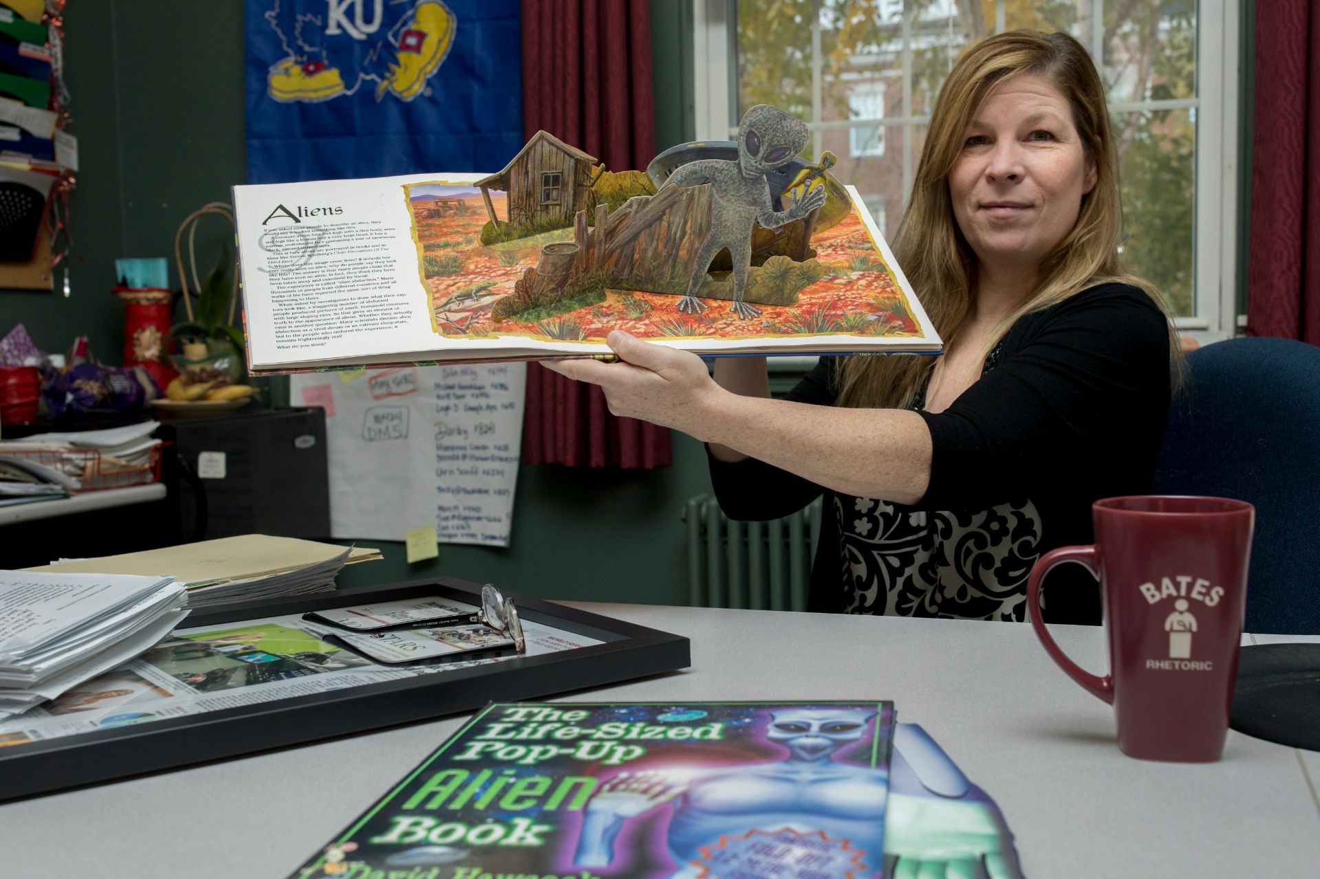 Look What We Found: Stephanie Kelley-Romano’s alien pop-up book | News ...