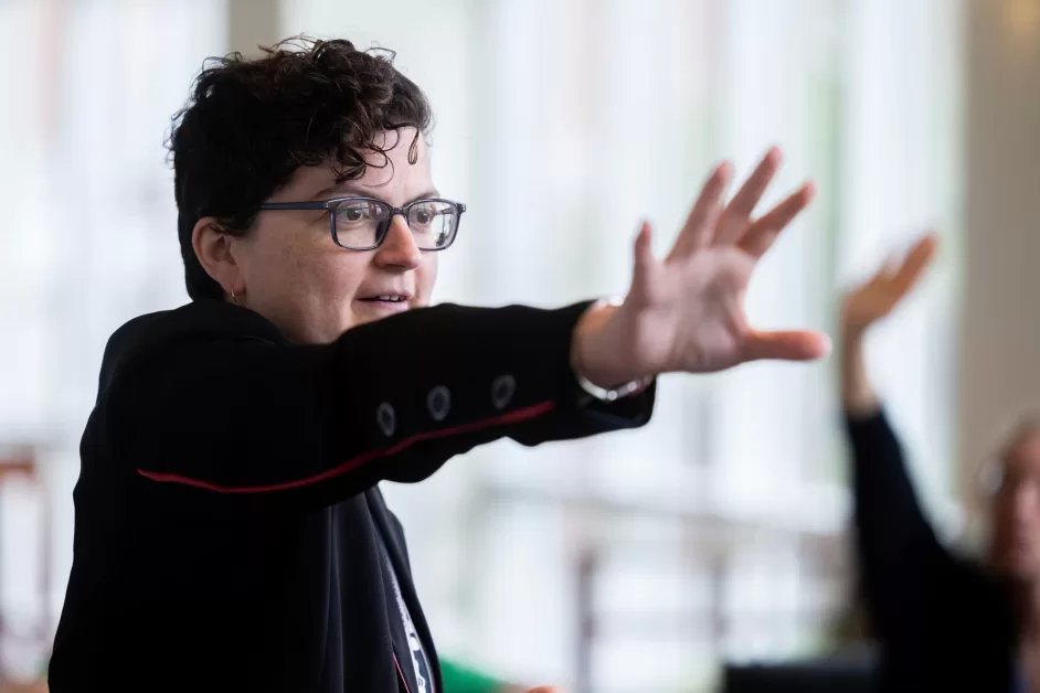 Bates professors prove key players in national gathering on social ...